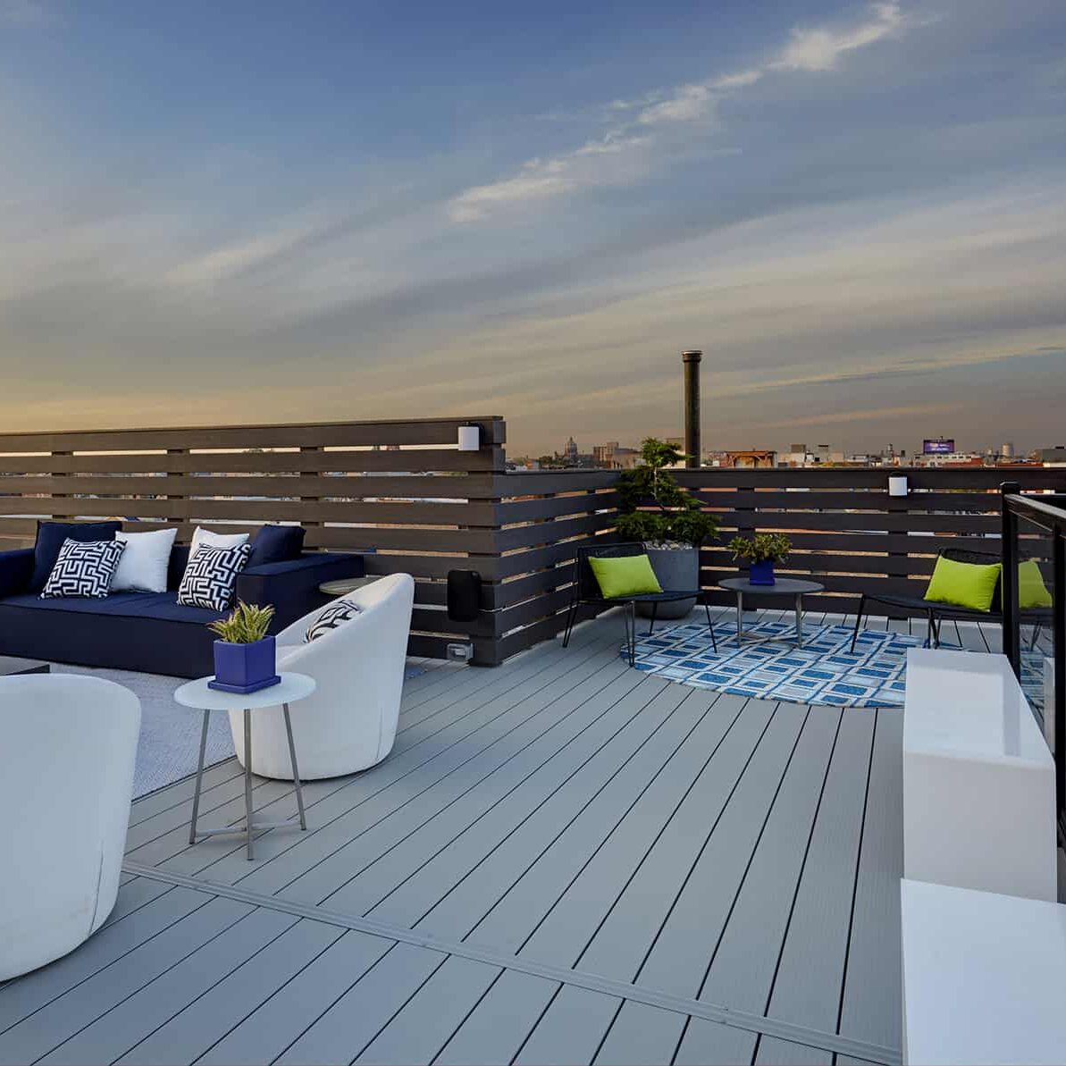 Luxury Rooftop Kitchen, Pergola, Dining (Orren Pickell Building Group)